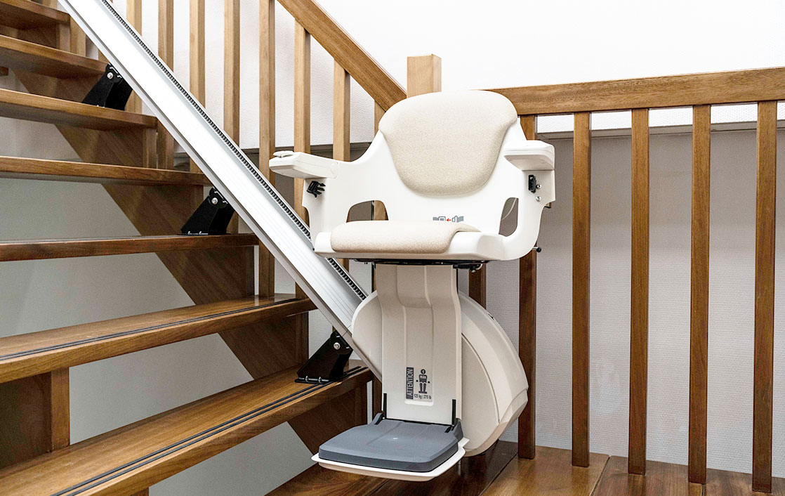 Goedkopere ThyssenKrupp Levant-traplift | 123Trapliften